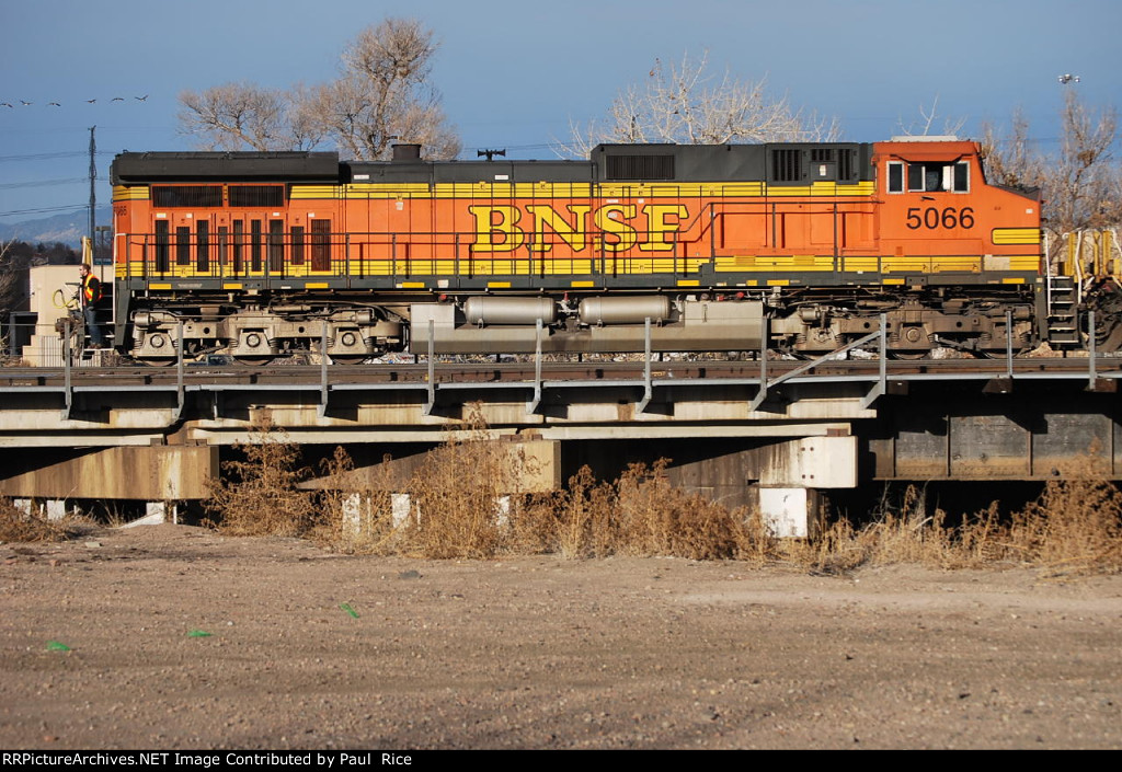 BNSF 5066